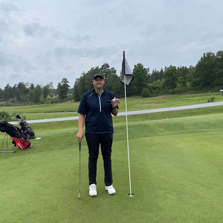 HIO - Nils Henriksson | Dormy Golf